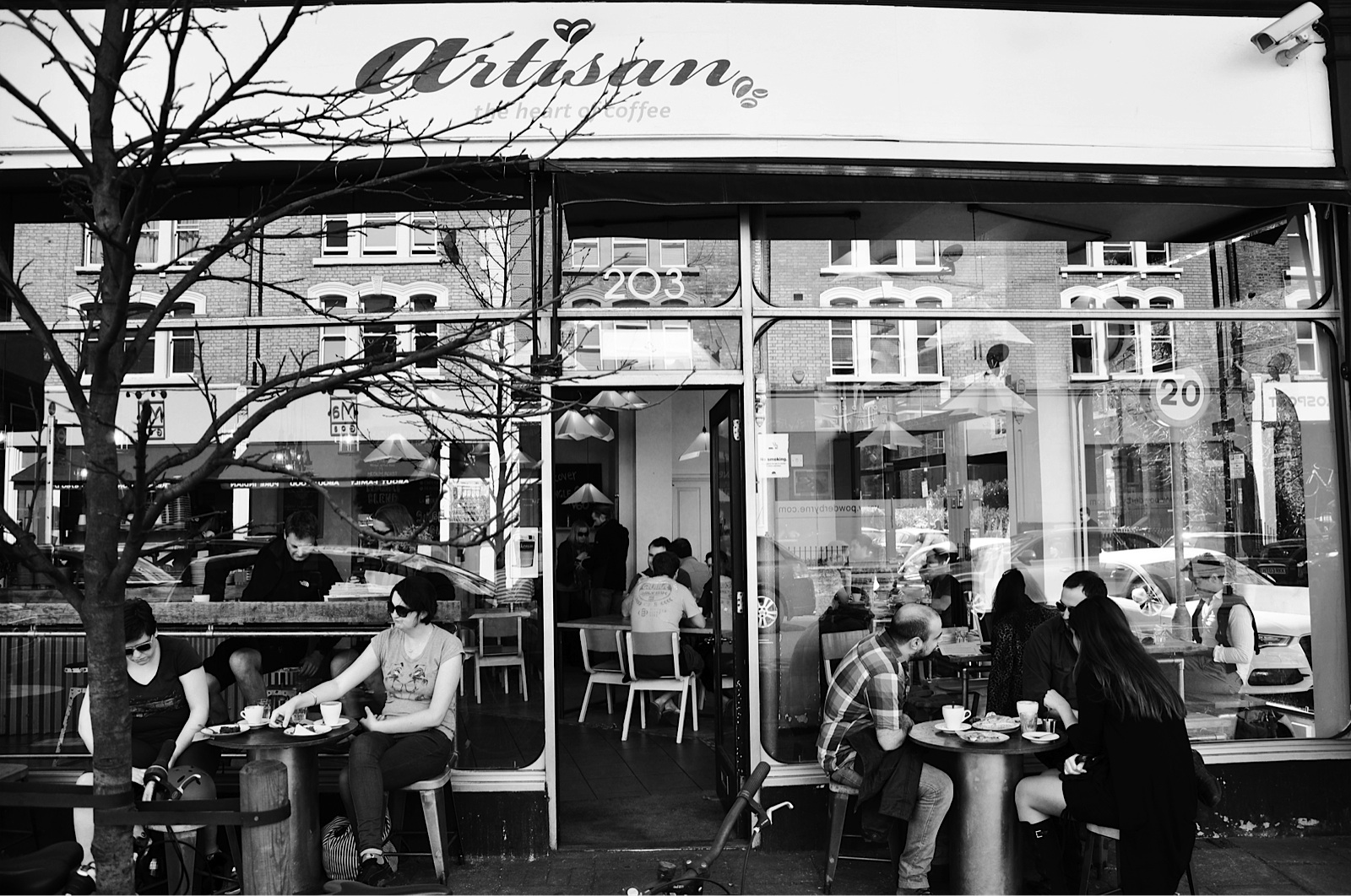 Cosy Coffee Shops to Try in Putney this Christmas - Positively Putney