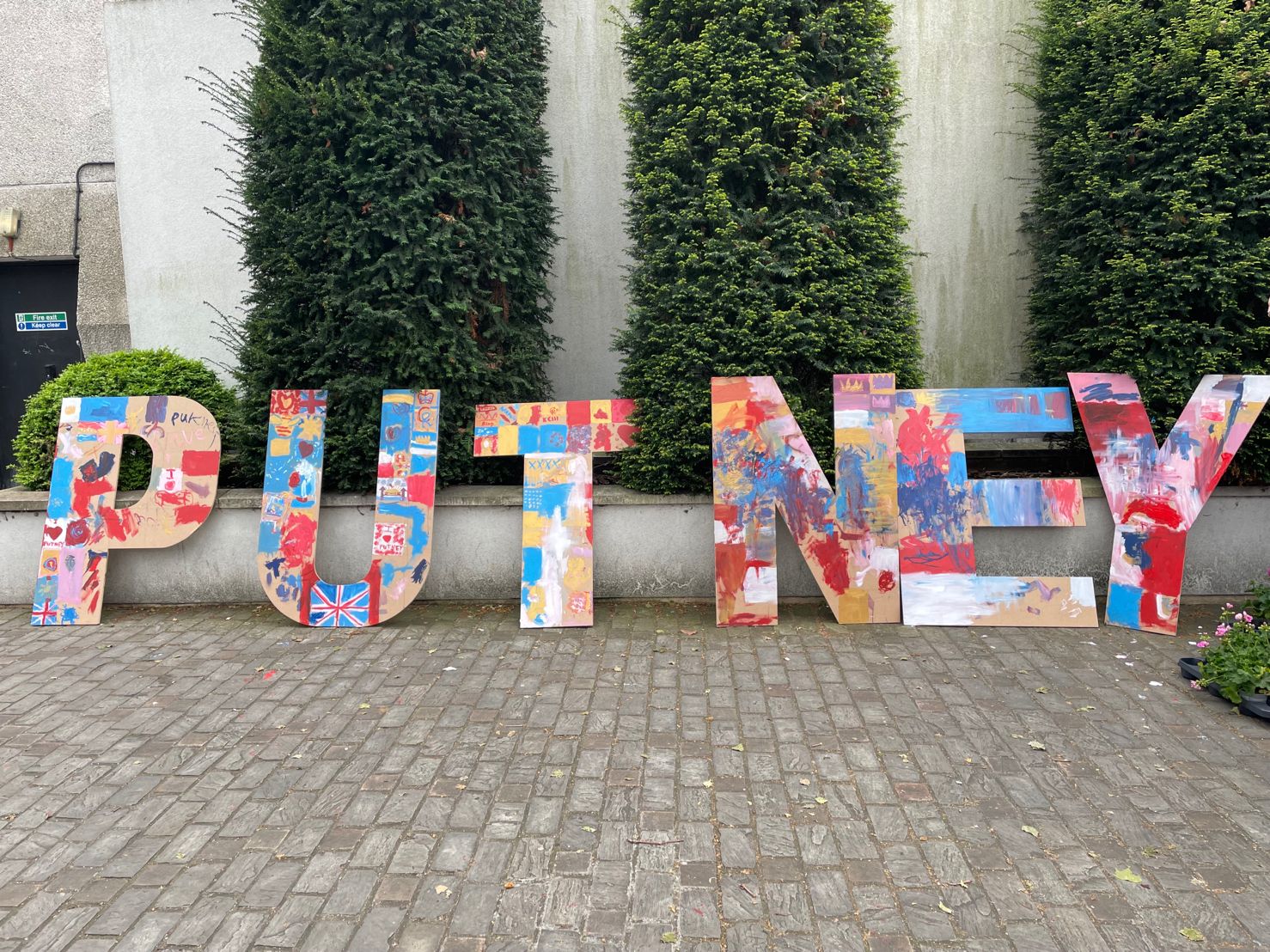 Putney's Giant Letters - Positively Putney